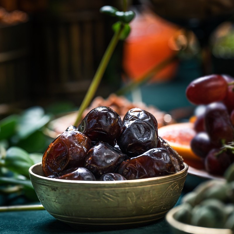 Frische Datteln mit Stein online bei ARJA kaufen